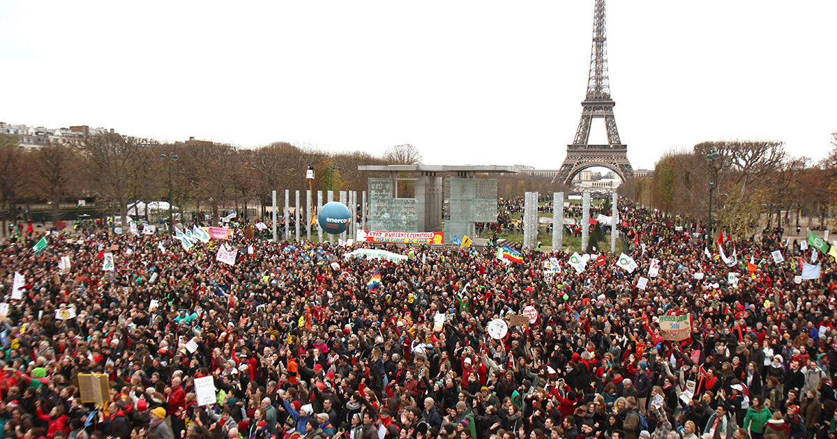 Le réel triomphe de Paris | CECI